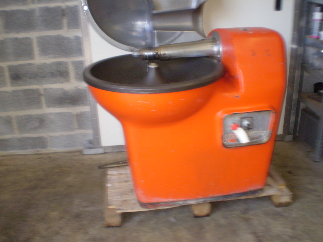 Cutter 80 litres hely joly